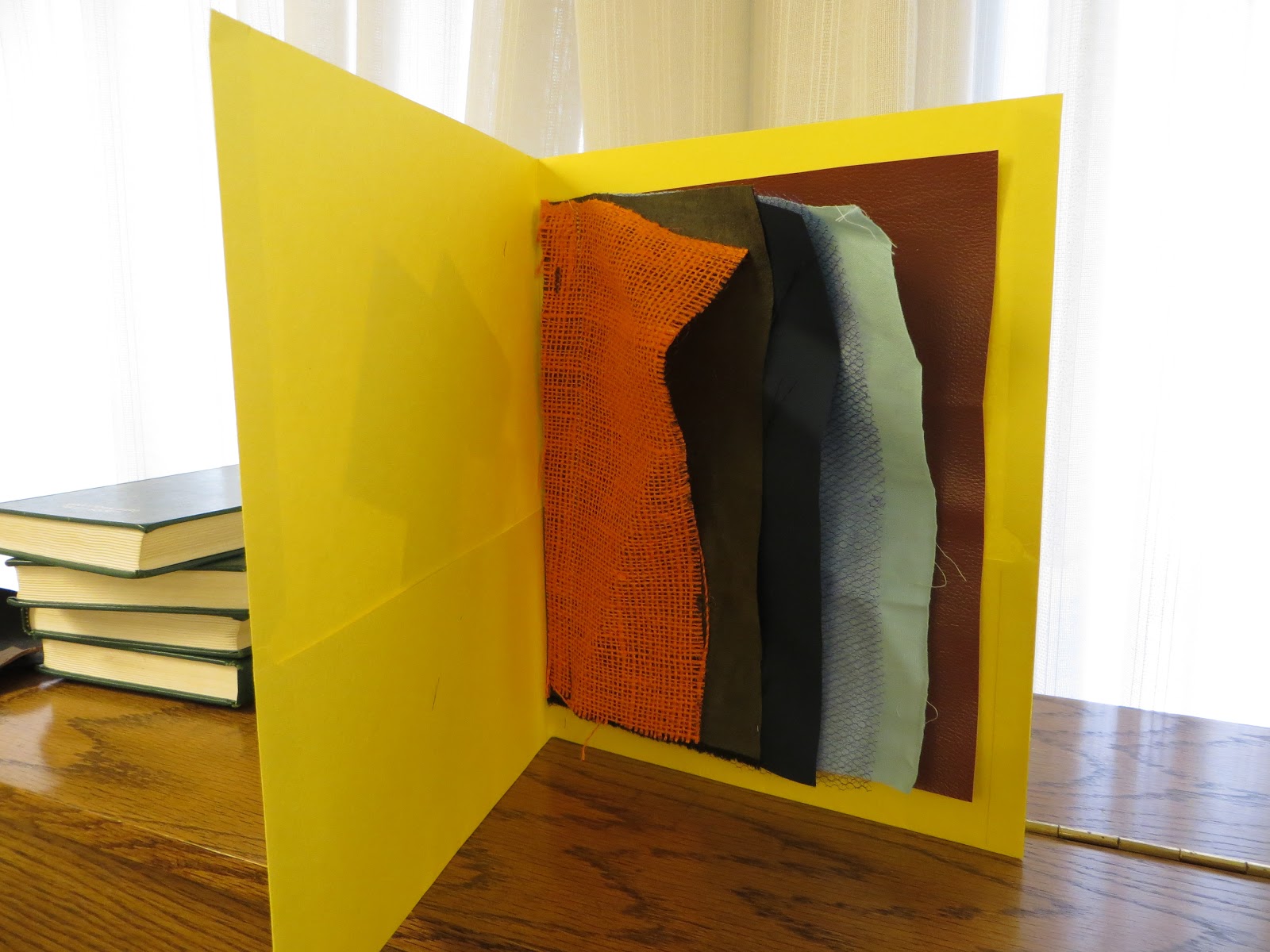 the independent little bee...: DIY Tactual Books